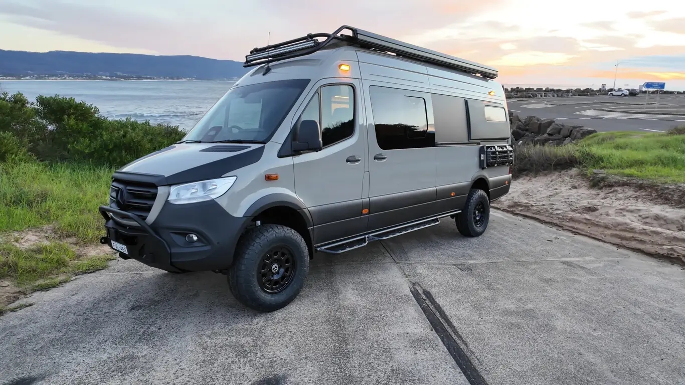 Os australianos acabam de construir a Sprinter campervan que se recusa ...